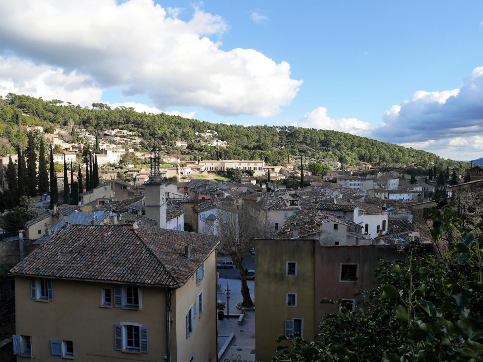Le village de Cotignac
